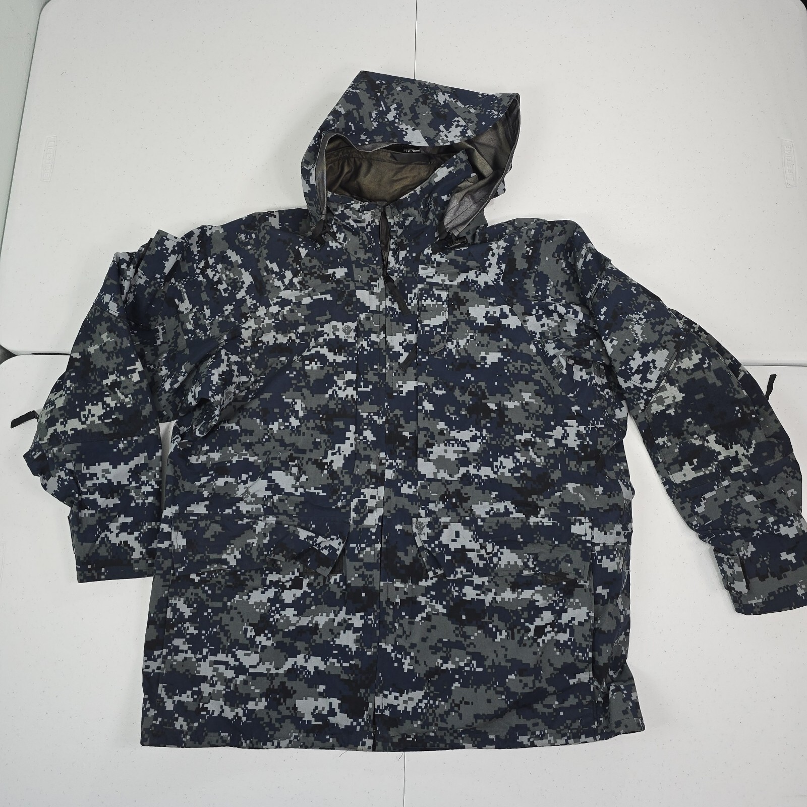US Navy NWU Working Parka Jacket Blue Camo Gore Tex M… - Gem