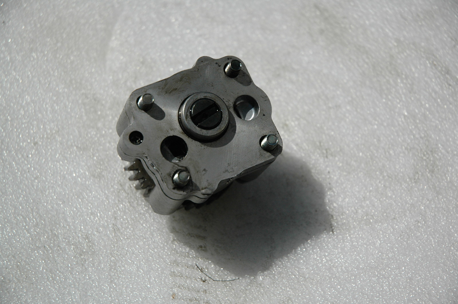 KUBOTA MARINE ENGINE D950, ONAN 8.0 GENSET, M25XPB OIL PUMP WITH GEAR ...