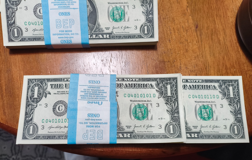 (1) BEP Strap of 100, 1 Dollar Bills FANCY SERIAL NUMBERS, PHILADELPHIA ...