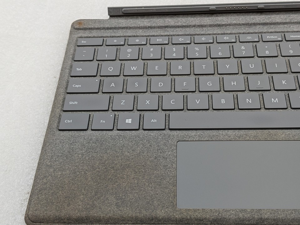 Microsoft 1725 Type Cover Gray for Surface Pro 3 4 Backlit Keyboard ...