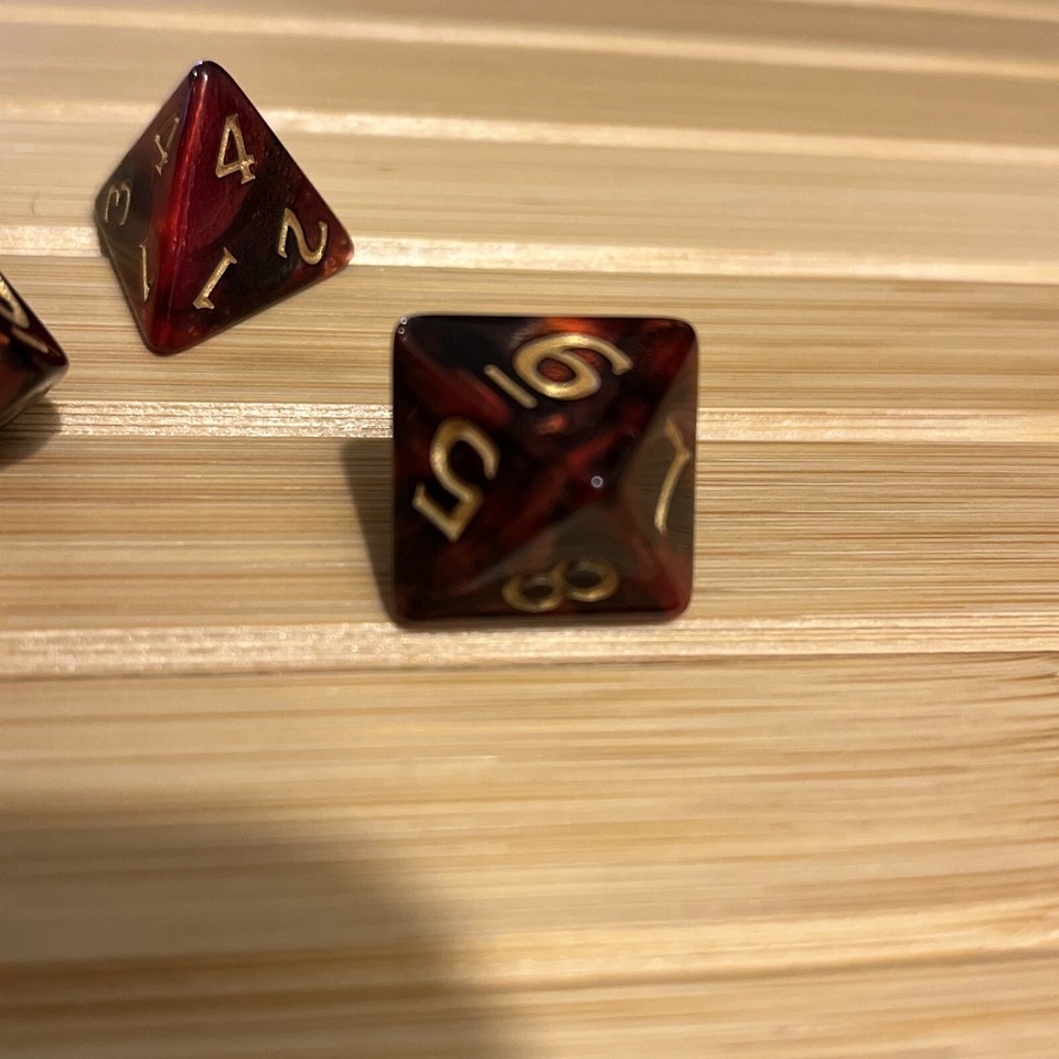 DND Dice Set - 7 Pieces - Polyhedral Dice D4 - D20 - Red & Brown | eBay