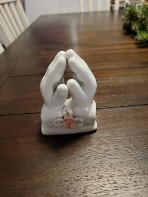 Statues & Figures - Praying Hands Figurine