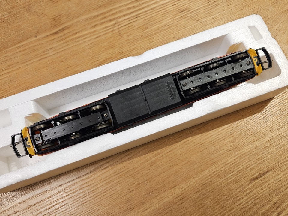 Lima 205124 Class 37 Diesel 37180 Railfreight OO | Boxed | BARELY USED ...