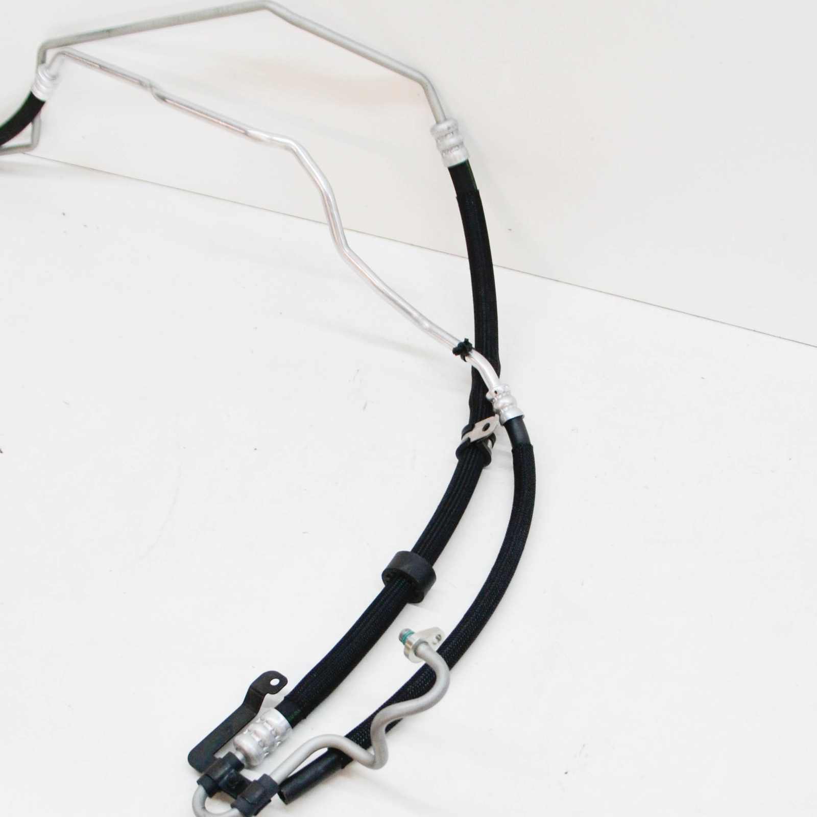VOLVO XC90 MK1 Power Steering Pressure Hose 31340945 NEW GENUINE | eBay.de