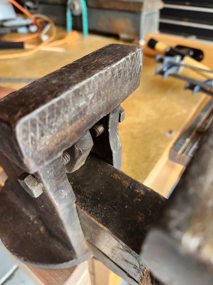 Vintage BENCH VISE. PRENTISS No 91 BULL DOG? Antique heavy tool ...