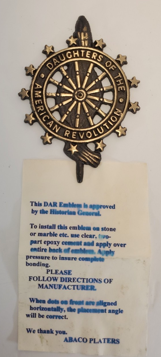 Vtg Daughters of the American Revolution DAR Bronze Emblem/Medallion ...