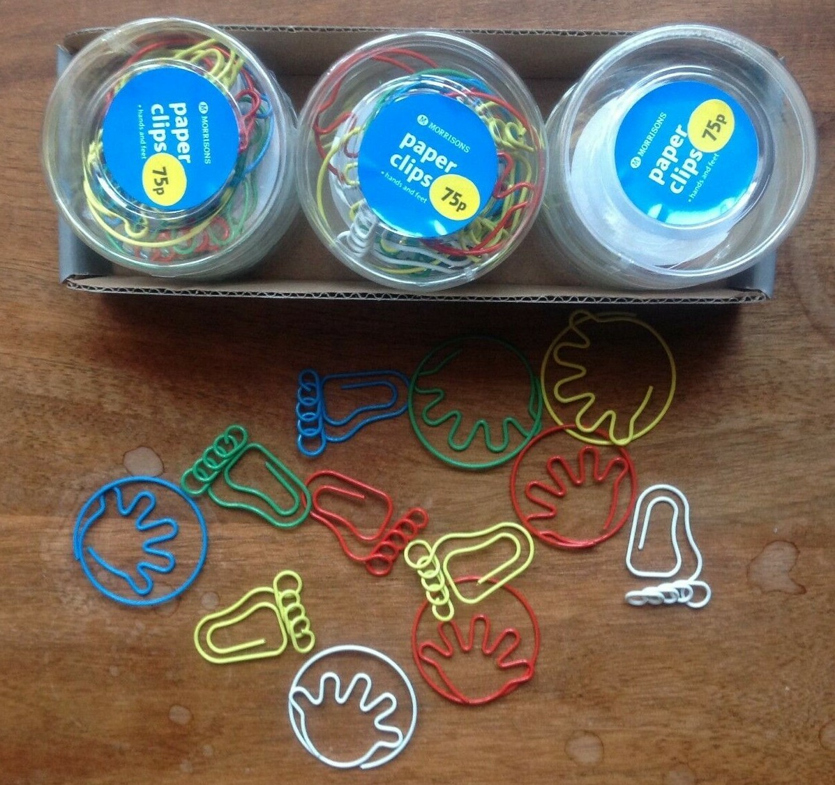 12 Tubs of Novelty Hands and Feet oversized paper clips Novelty Gift | eBay