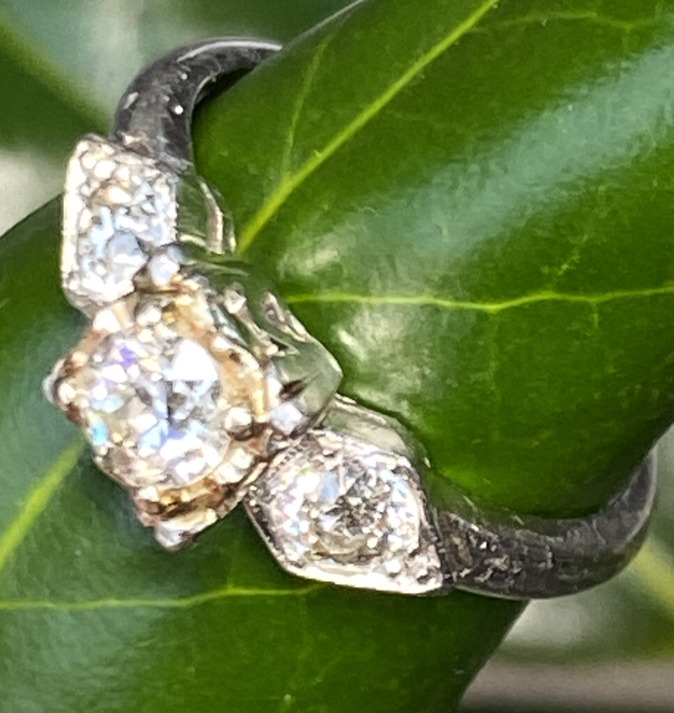 Used Wedding Ring Bespoke Wedding Rings Sussex | Aurum