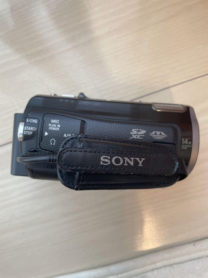 Sony HDR-CX560V(B) Handycam With night shot function FULL HD AVCHD ...