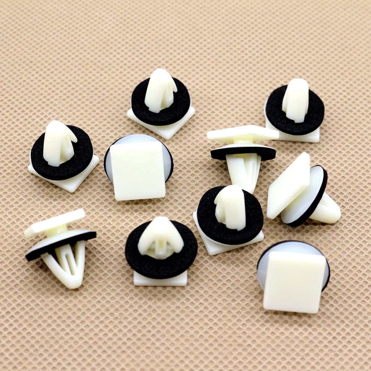 New Nylon 10Pcs Moulding Clip with Sealer For Hyundai & Kia 85818-37000 ...