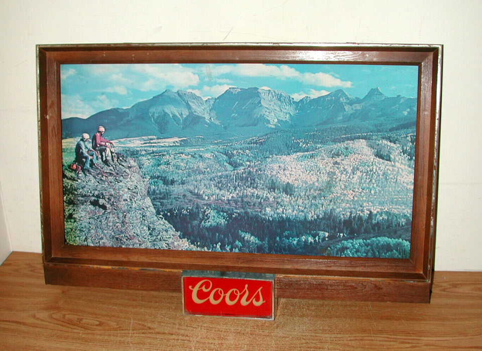 VINTGE COORS 21" X 31" WALL MOUNT WOOD GRAIN FRAMED LIGHTED SHADOW BOX ...