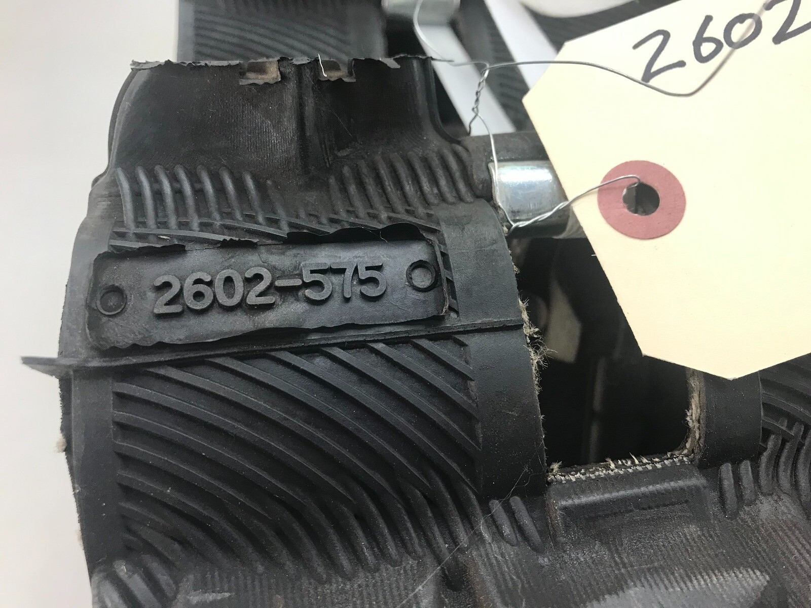 Arctic Cat * TRACK CAMOPLAST RIPSAW 2 15X129X1 2602-575 * 13-19 ZR 129 ...