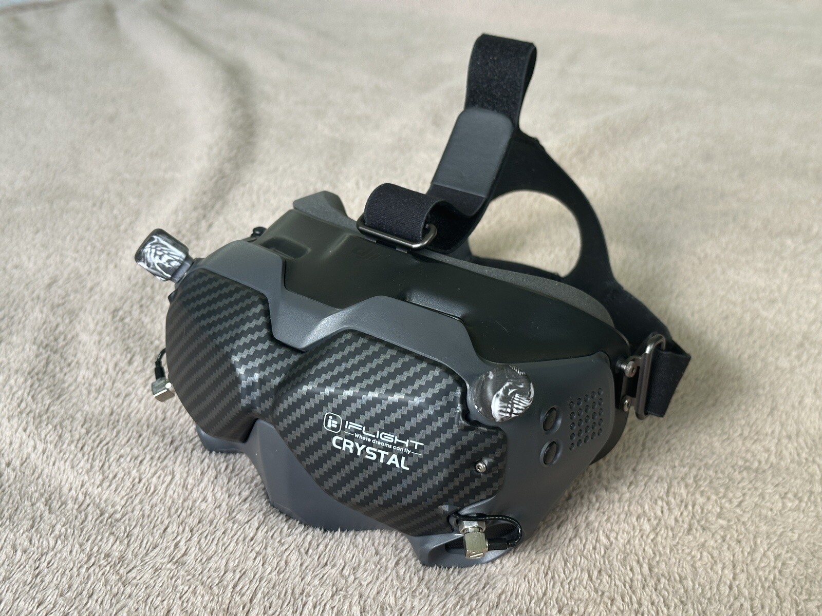 DJI FPV Goggles V2 With case and iflight Upgraded Antennas