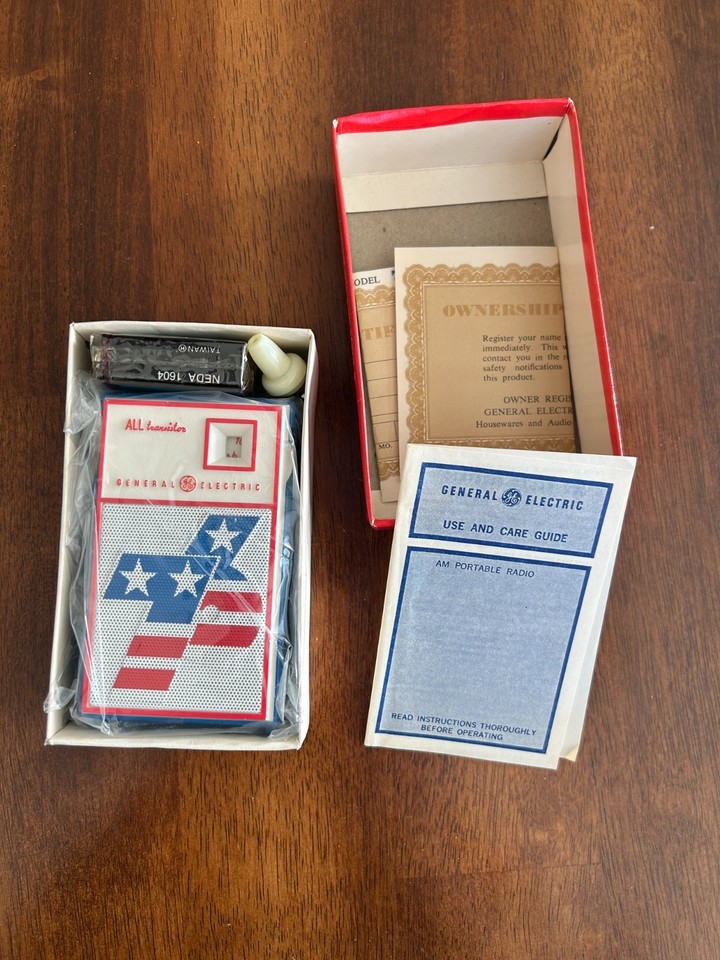 VINTAGE GENERAL ELECTRIC SPIRIT OF 76 AM TRANSISTOR RADIO - NEW IN ...