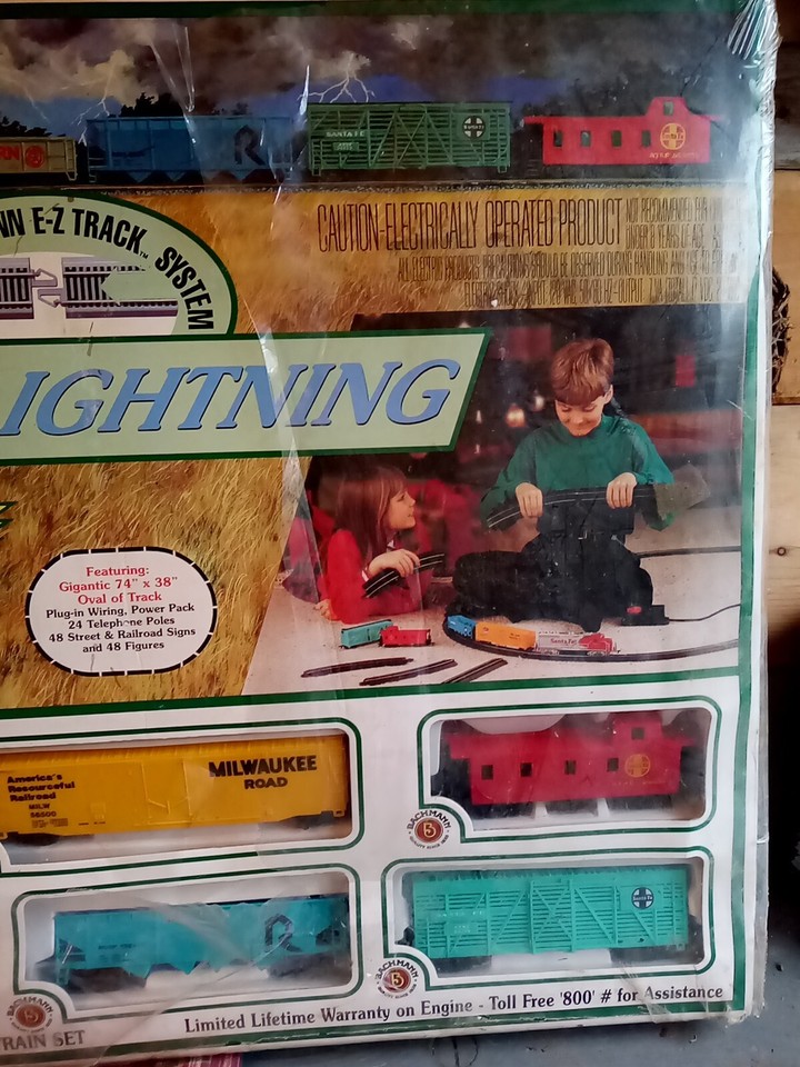 Bachmann Silver Lightning Santa Fe HO Complete Train Set | eBay