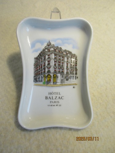 PORCELAIN SOUVENIR PIN DISH HOTEL BALZAC PILLIVUYT PARIS | eBay