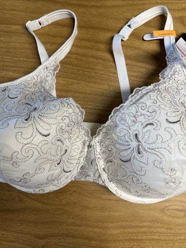 Playtex Secrets Beautiful Lift Embroidered Underwire Bra (INT2) | eBay