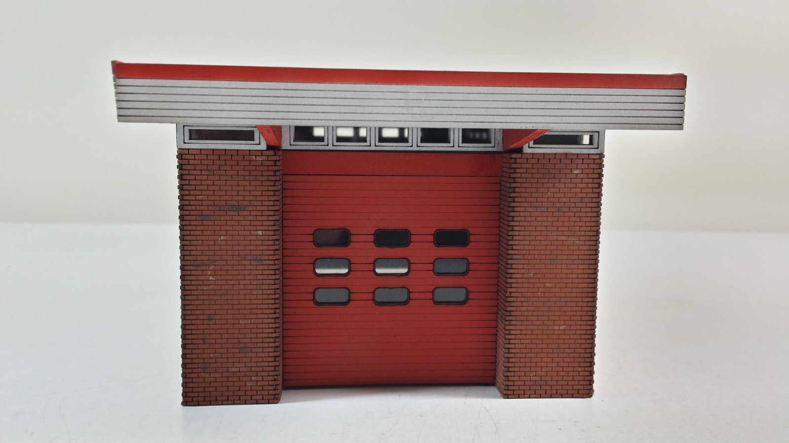 OO Gauge Fire Station or Emergency Services Kit for Model Railways ...
