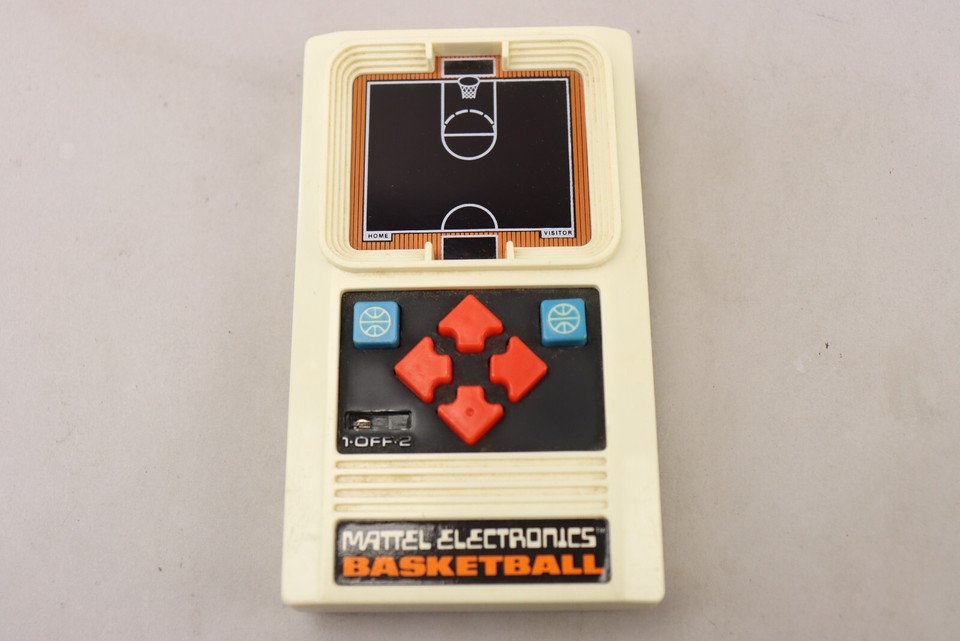 Lot of 5 VTG Handheld Electronic Games Tandy & Mattel w/Boxes Football+ ...