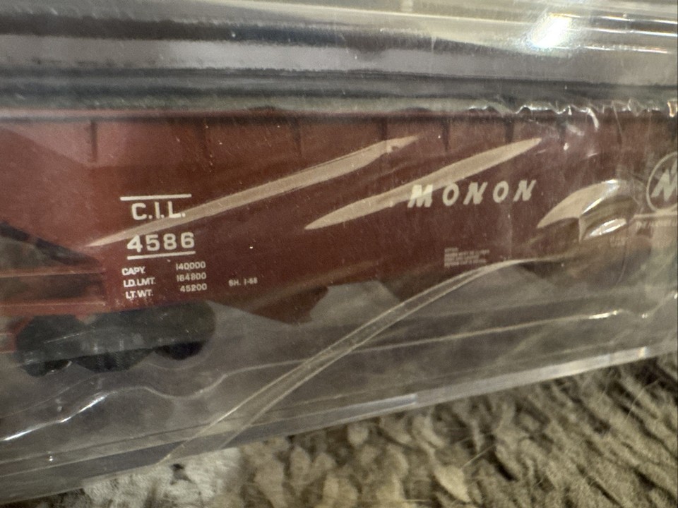 Bluford Shops N Scale 73602 3-bay Offset Side Hopper Monon CI&L 2-Pack ...