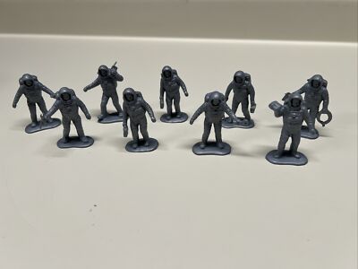 Lot Of 9 Astronaut Medic Figure Vintage Grey Space Cadet NASA Moon Man ...