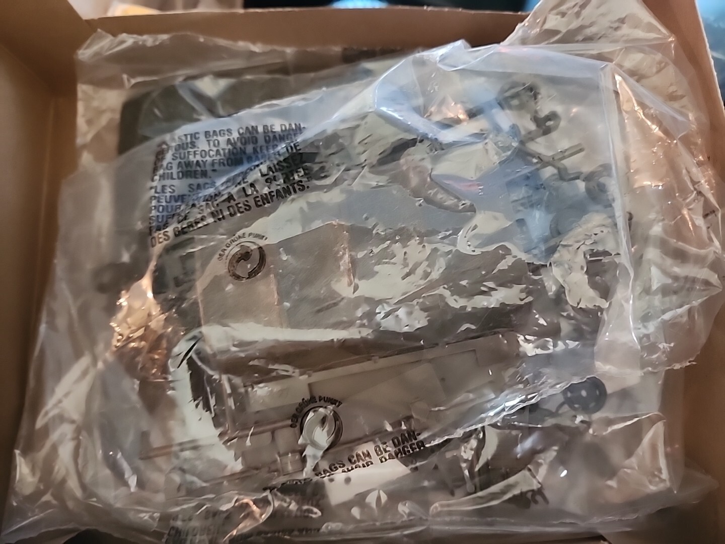 Revell MASH 4077th Medical Scene 1:35 Model Kit M*A*S*H 1994 SEALED BOX ...