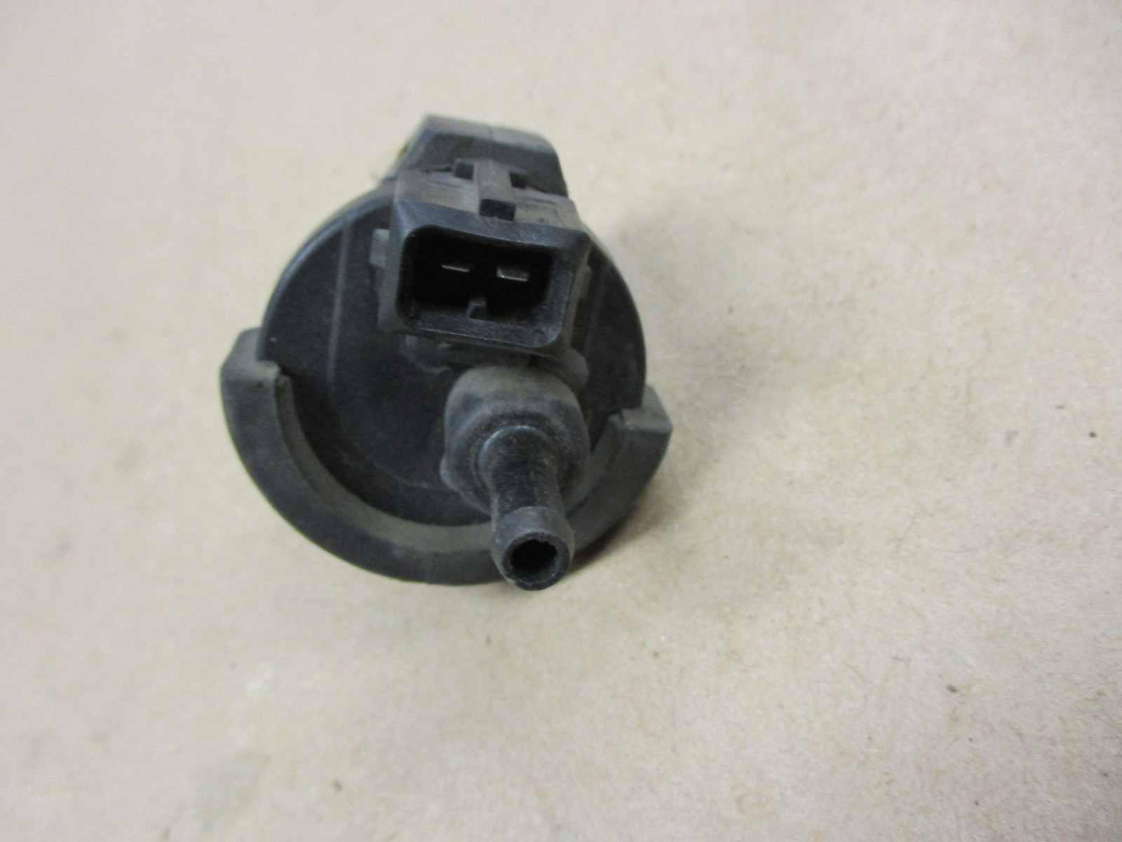 BMW R1100RT R1100GS R1150RT fuel tank breather valve | eBay