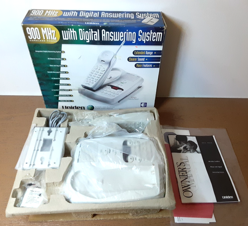 Uniden EXA 7950 900 Mhz Extended Range Cordless Phone with Answering ...