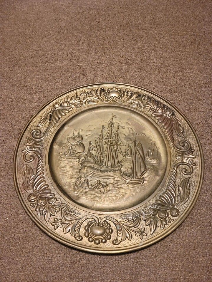 Vintage Peerage Brass Embossed Hanging Wall Plates - Made England | eBay