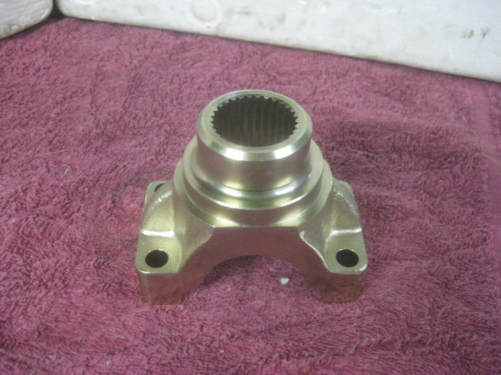 NEW 1350 PERFORMANCE BILLET 12 BOLT CHEVY PINION YOKE 30 SPLINE 1.188 ...