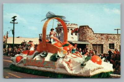Pinup Girls on Orange Parade Float LAKELAND Florida~Vintage Citrus ...