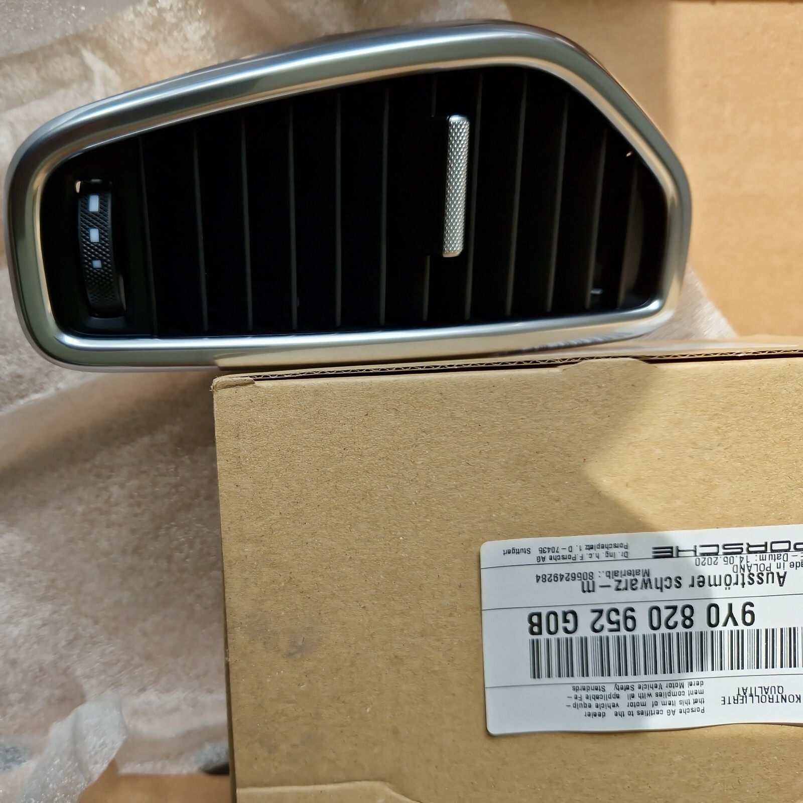 Genuine Porsche Cayenne 9Y0 Front Grill Air Vent 9Y0820952 | eBay