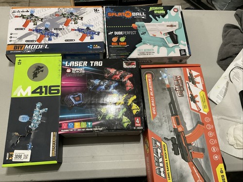 HUGE LOT OF WATER BULLET GUNS GEL BALL GUNS AND SPLAT-R-AMMO AND GLOW ...