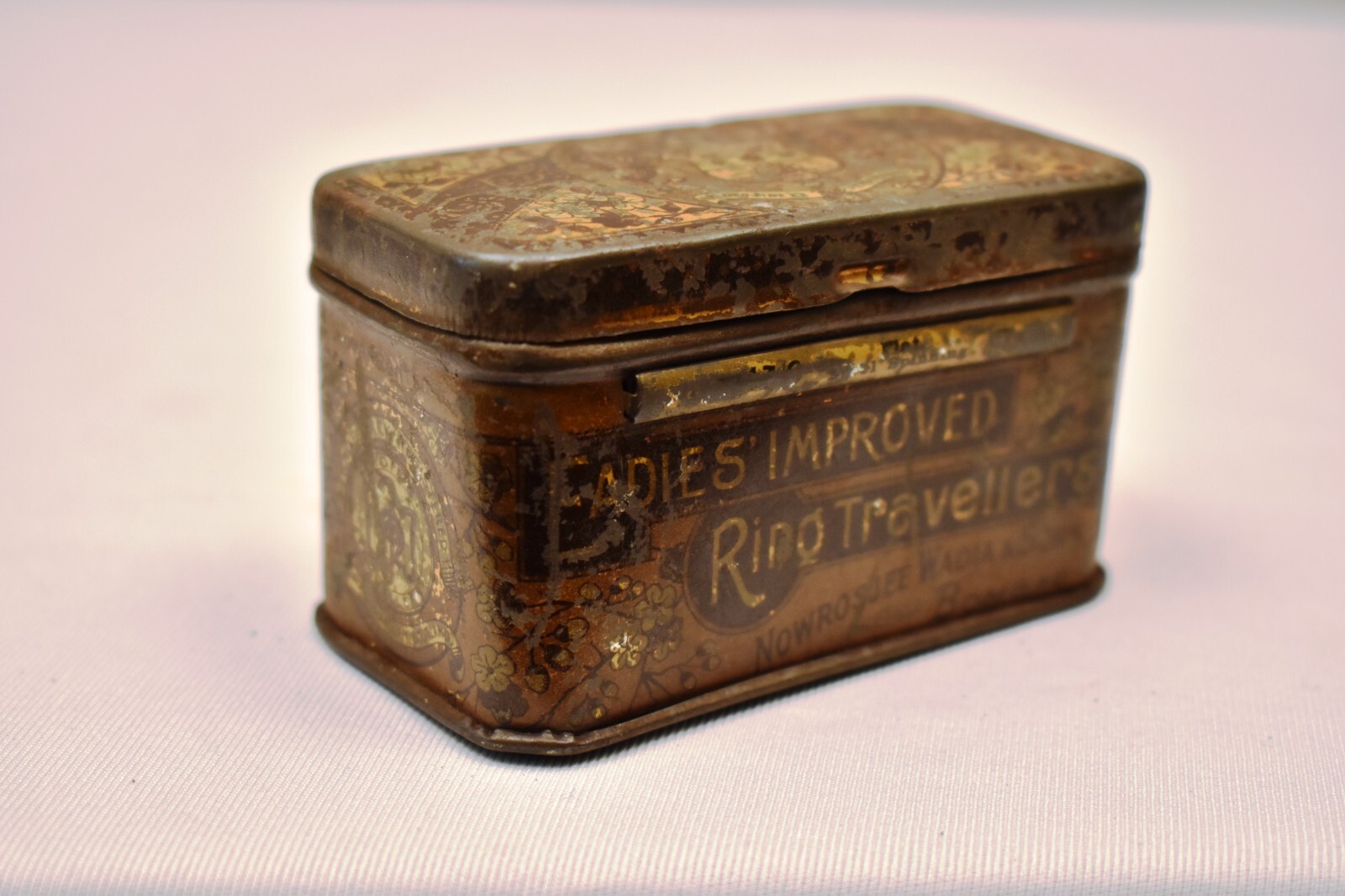 Vintage Eadies Improved Ring Travellers Tin Advertising England ...