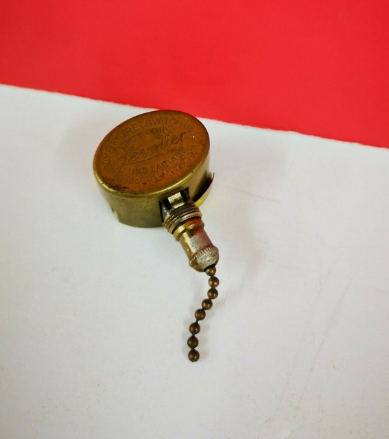 VINTAGE PULL CHAIN SWITCH McGill Mfg 3A 250V 6A 125V w/ Cover LEVOLIER ...