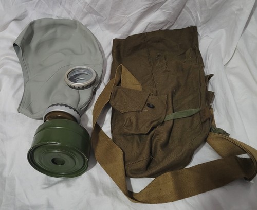 GP-5 Cold War Era 1979 Russian USSR Gas Mask, Filter & Bag | eBay