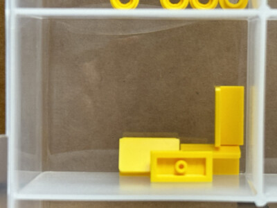 LEGO Parts - Yellow Panel 1 x 2 x 1 with Rounded Corners - No 4865b ...