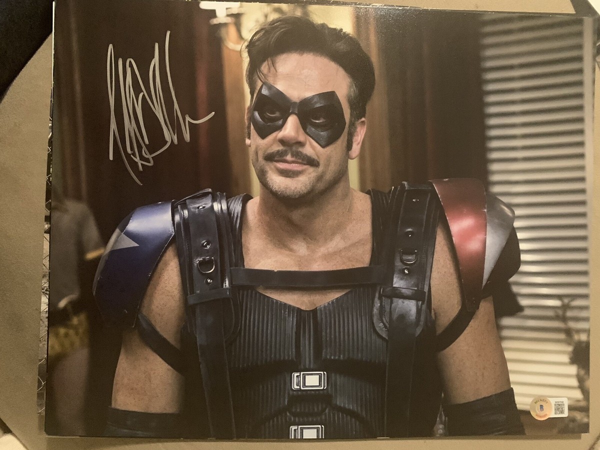 Jeffrey Dean Morgan The Comedian Jeffrey Dean Morgan Shows Off His
