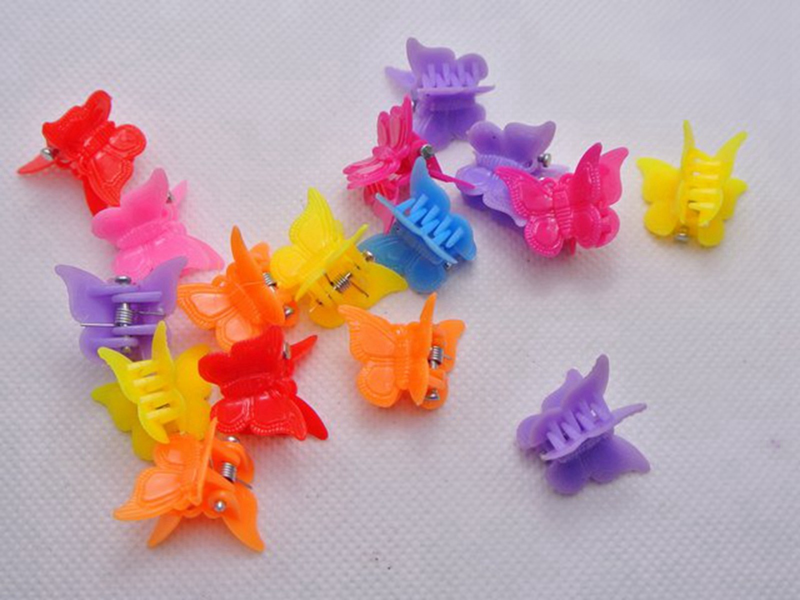 50 Mixed Color Plastic Butterfly Mini Hair Claw Clips Clamp for Kids | eBay