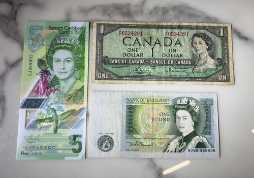 Set of 3, Queen Elizabeth II Banknotes Mix Lots, UK, Eastern Caribbean ...