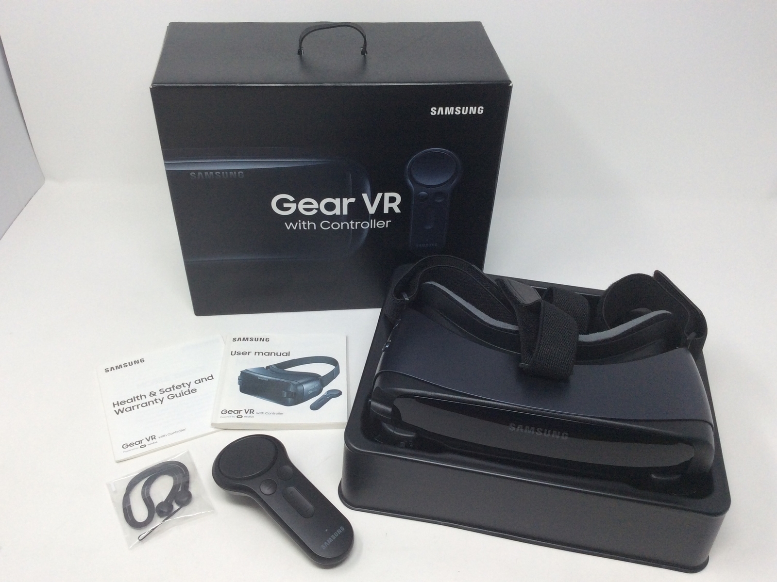 Samsung Gear VR Virtual Reality Headset w/ Controller SM-R324 Oculus ...
