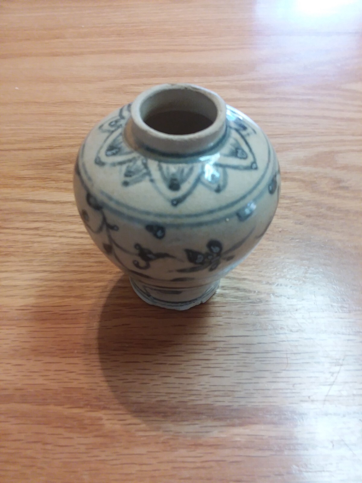 Antique Vietnamese blue and white jarlet 15th 16th Provenance annamese ...