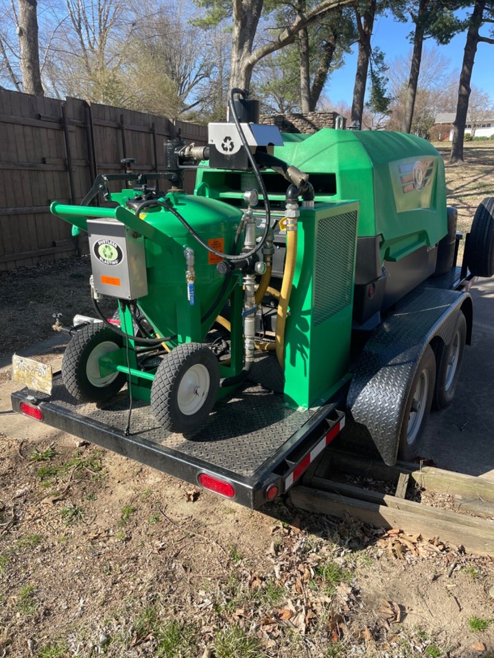MOBILE DUSTLESS BLASTING MACHINE WITH TRAILER AND MEDIUM | eBay