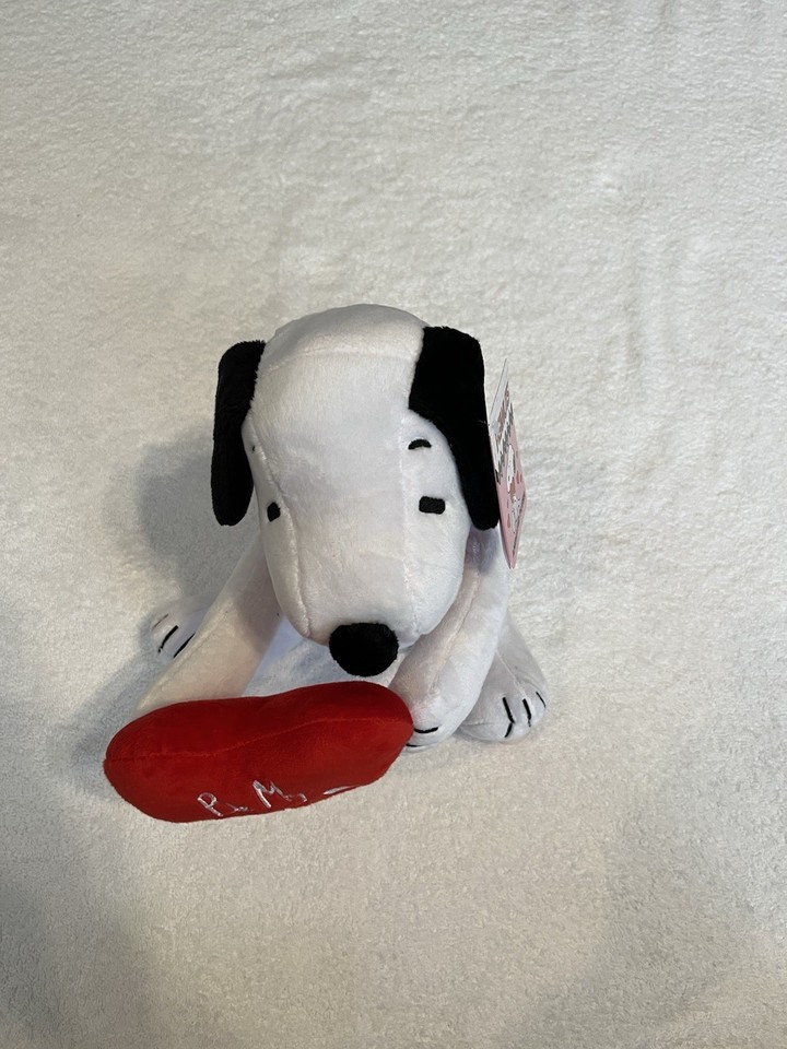 New with Tag Peanuts Snoopy Animated Singing Plush CVS Valentine's Day ...
