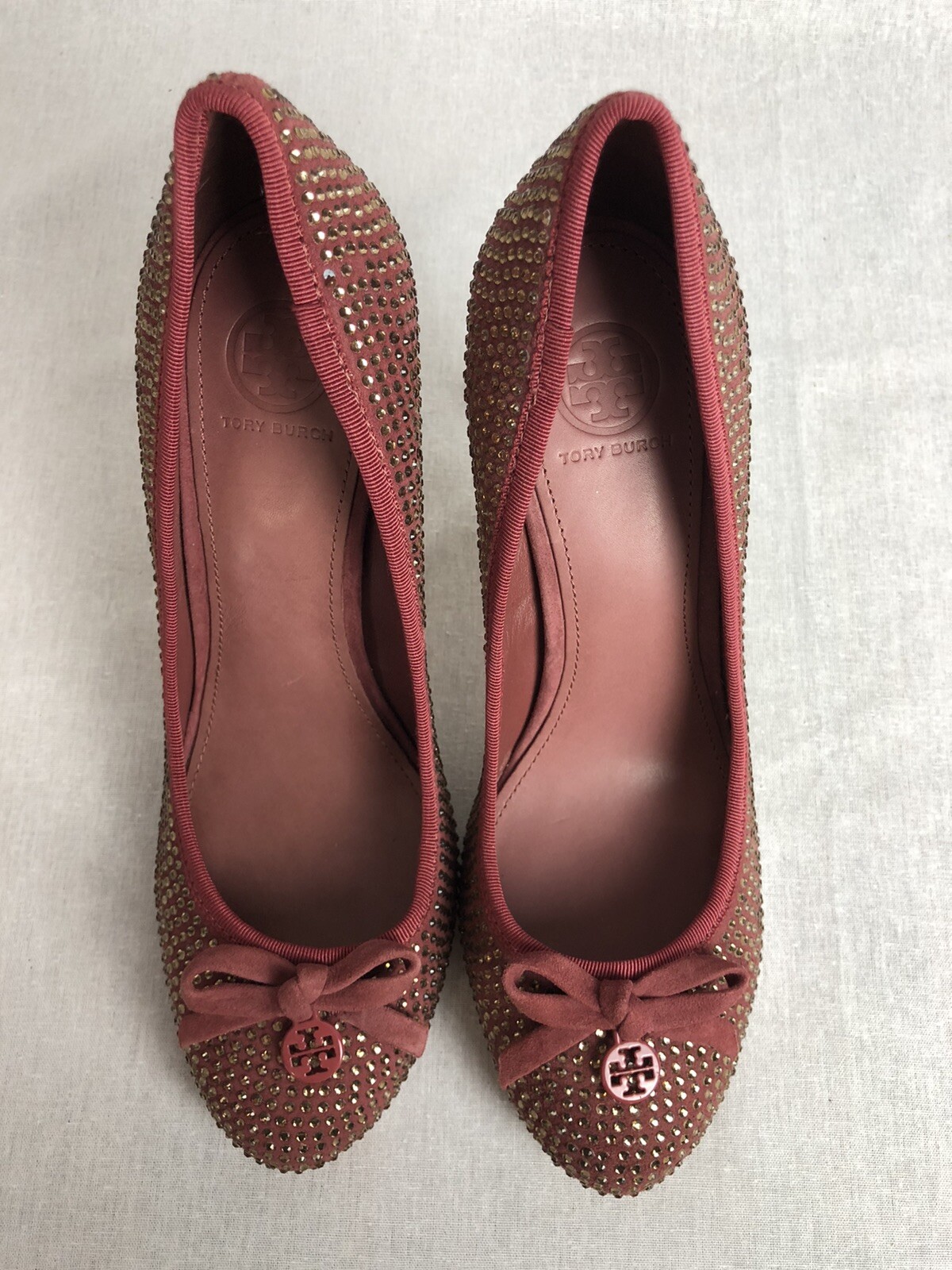 NEW Tory Burch Phoenix Charm Logo Pumps Size 8 Pave Crystal Conceria ...