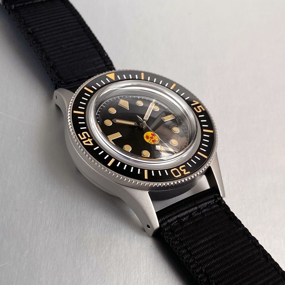 Radiation Dial 50-Fathoms Sapphire Glass Men Retro 40mm NH35A Automatic ...