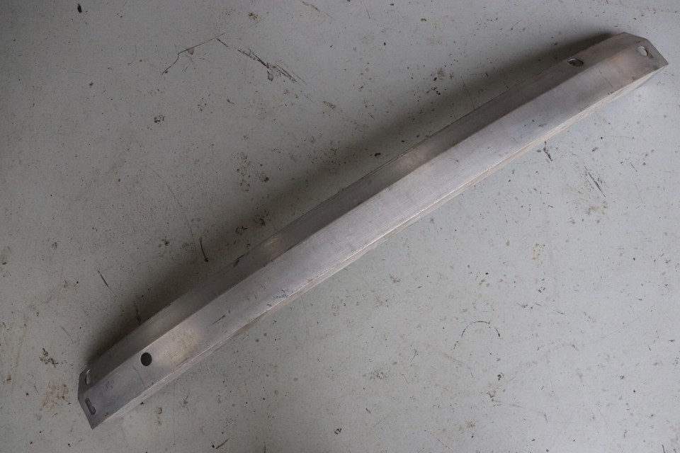 Aston Martin DB9 2007 V12 Rear Bumper Reinforcement J173 | eBay