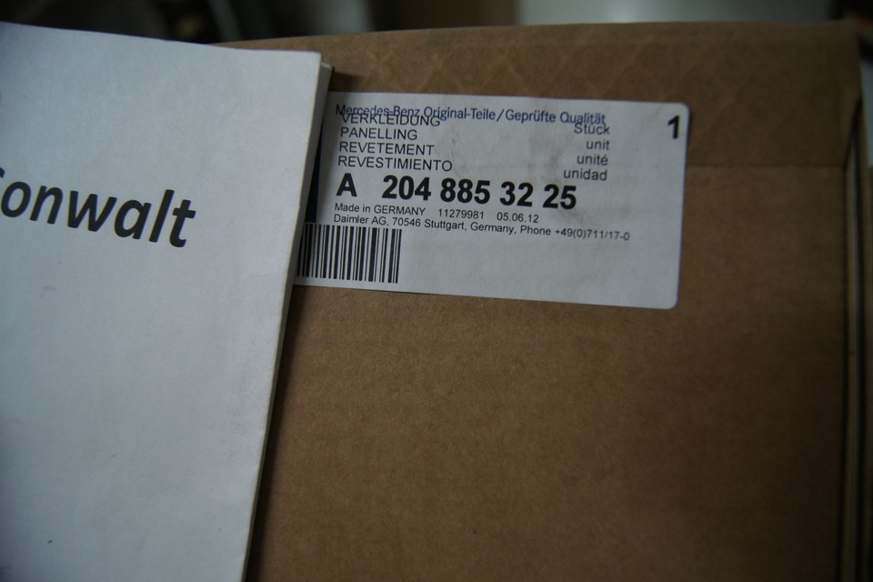 Mercedes Benz C300 C350 W204 Rear Bumper Lower lip Diffuser Valance ...