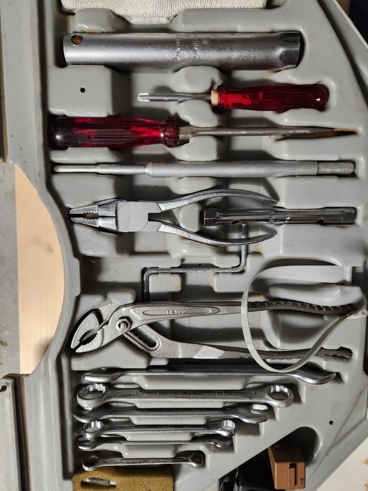 RED BMW E23 M635 E12 E28 M5 M E9 CS CSL Heyco / German Made ToolKit ...