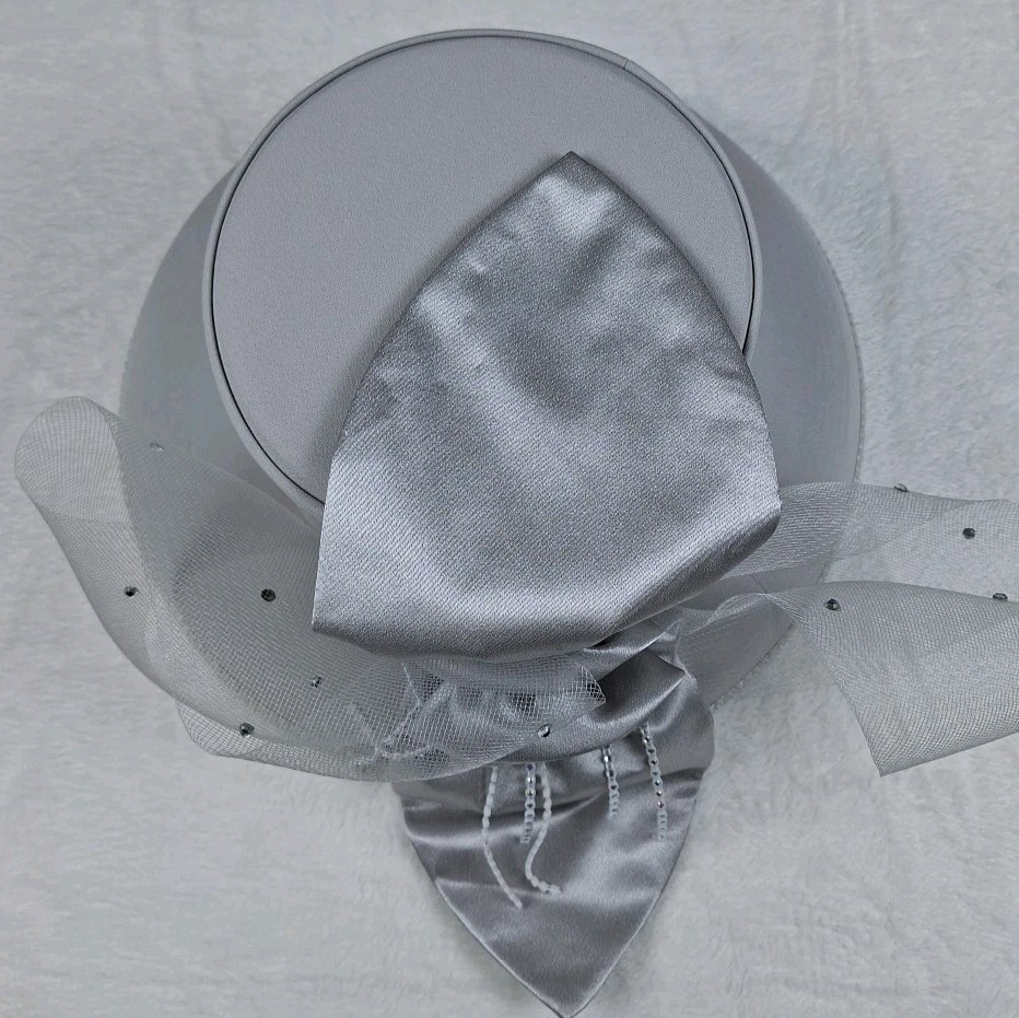 Lisa Rene Silver Dress Church Hat Style H9405 Sequence Beads Bow w/ Box ...